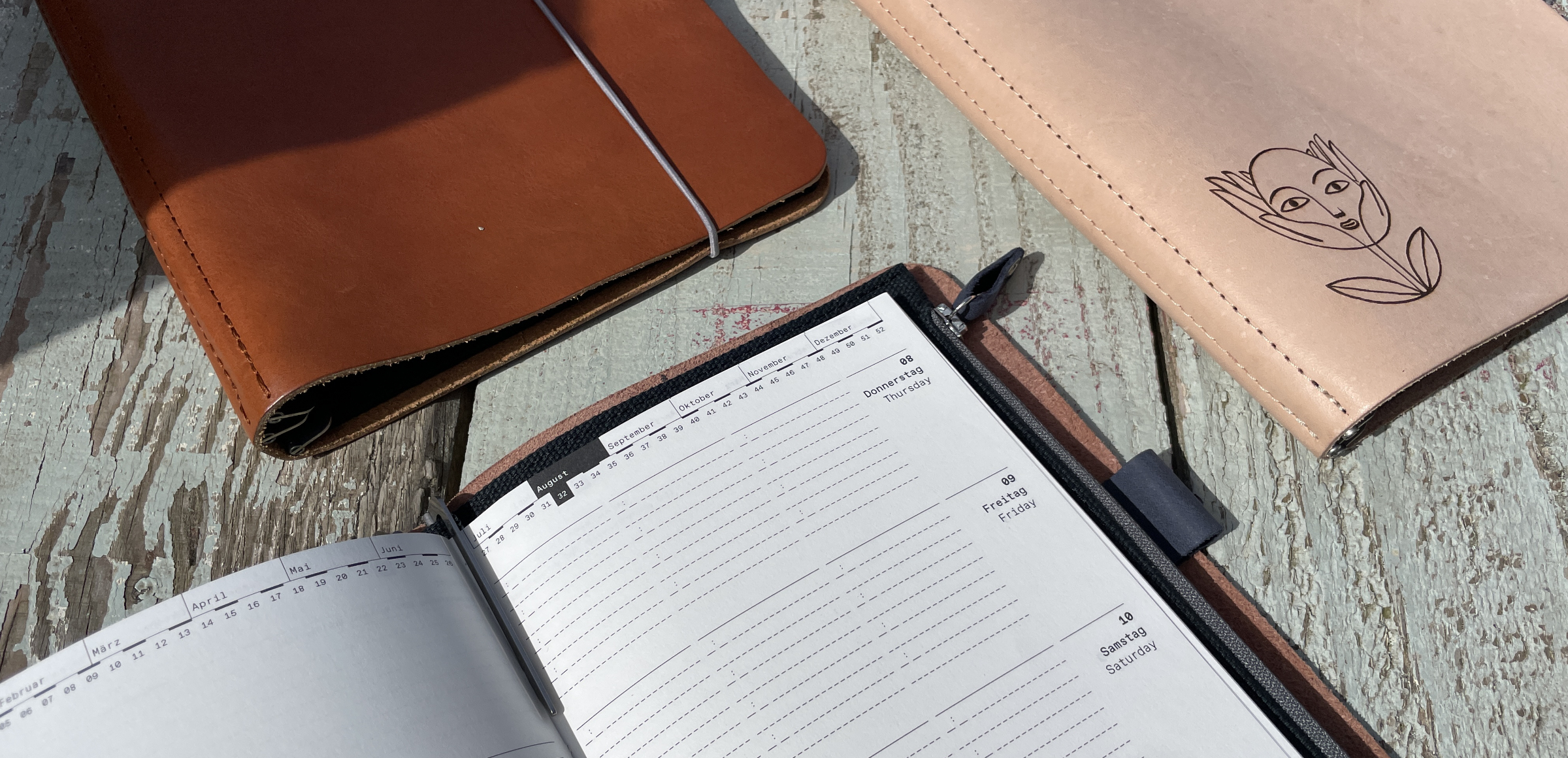 Roterfaden Online-Shop - Taschenbegleiter, Calendars & more — ROTERFADEN